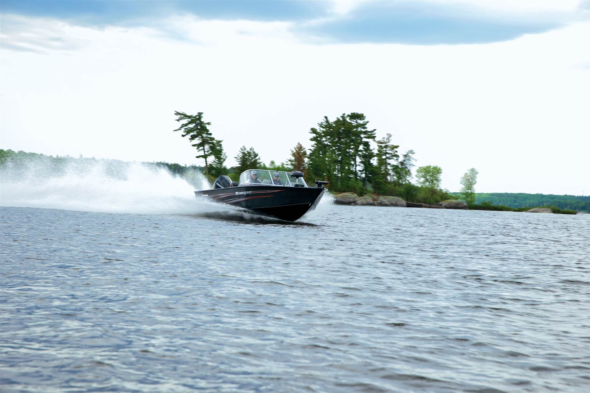 VX1888WT - Ranger Aluminum Deep V Boat