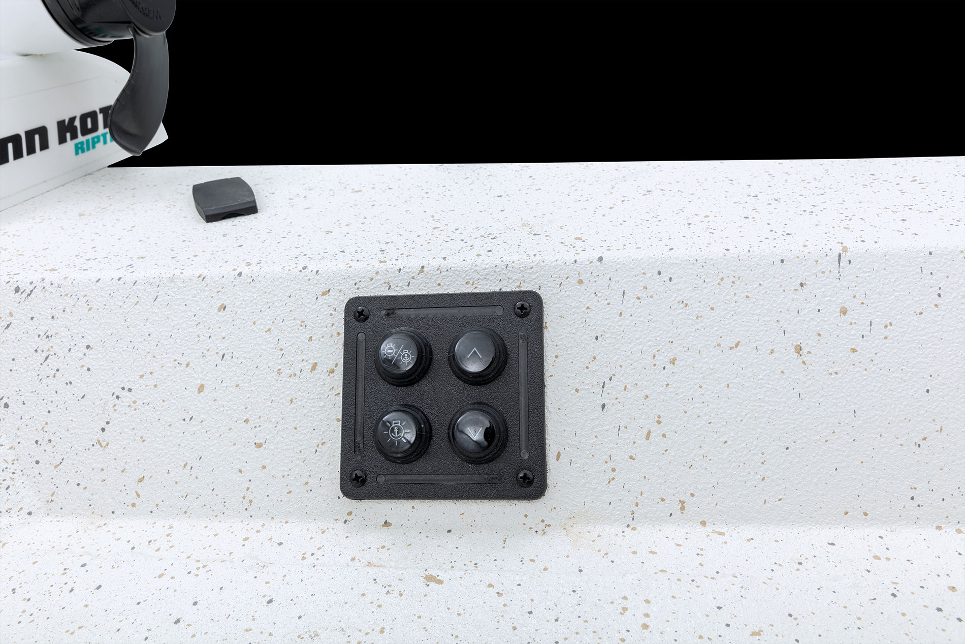 RB200 - Ranger Aluminum Inshore Boat