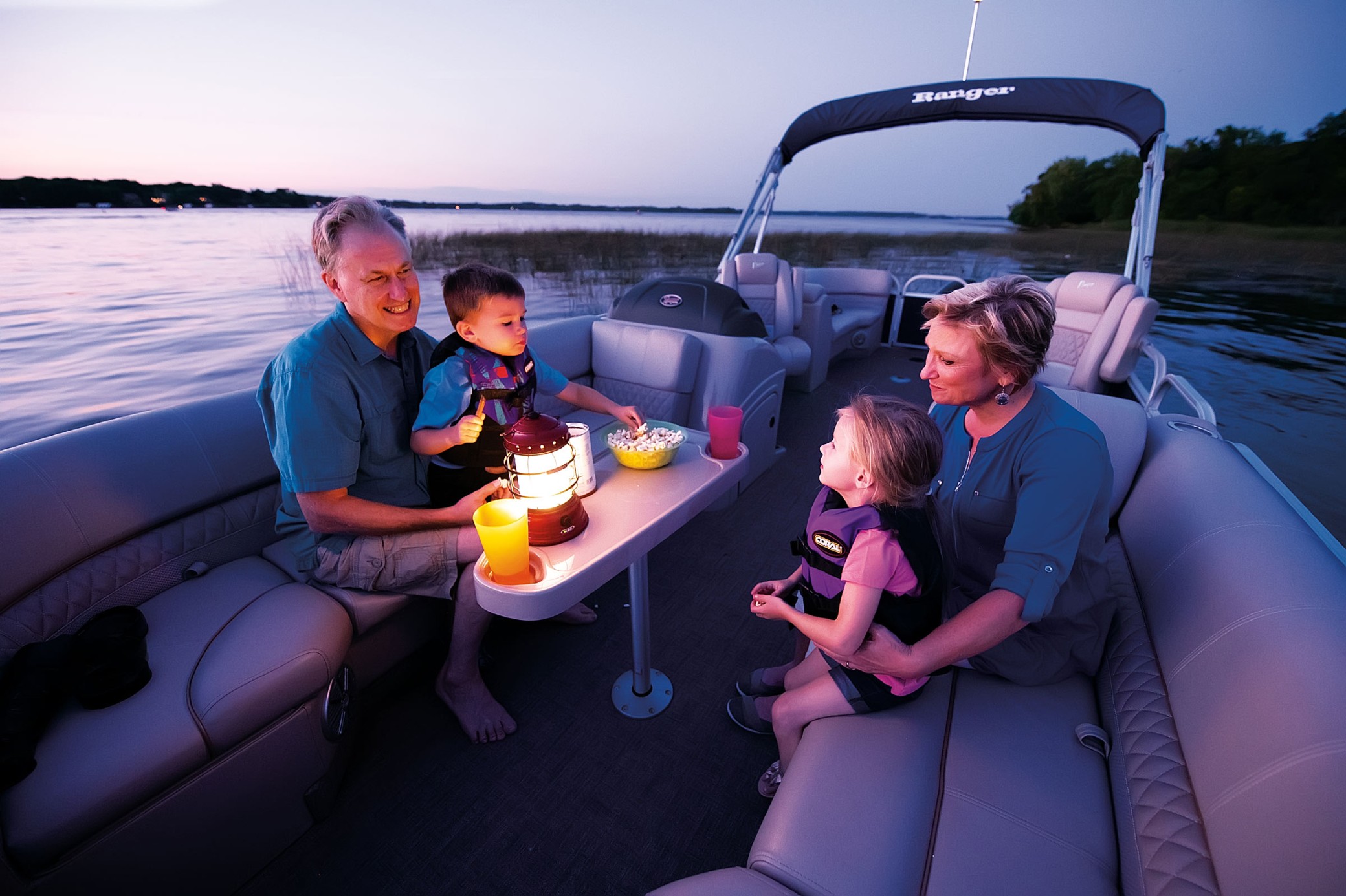 Ranger 243C | Reata Series 26ft. 2in. Cruise Pontoon