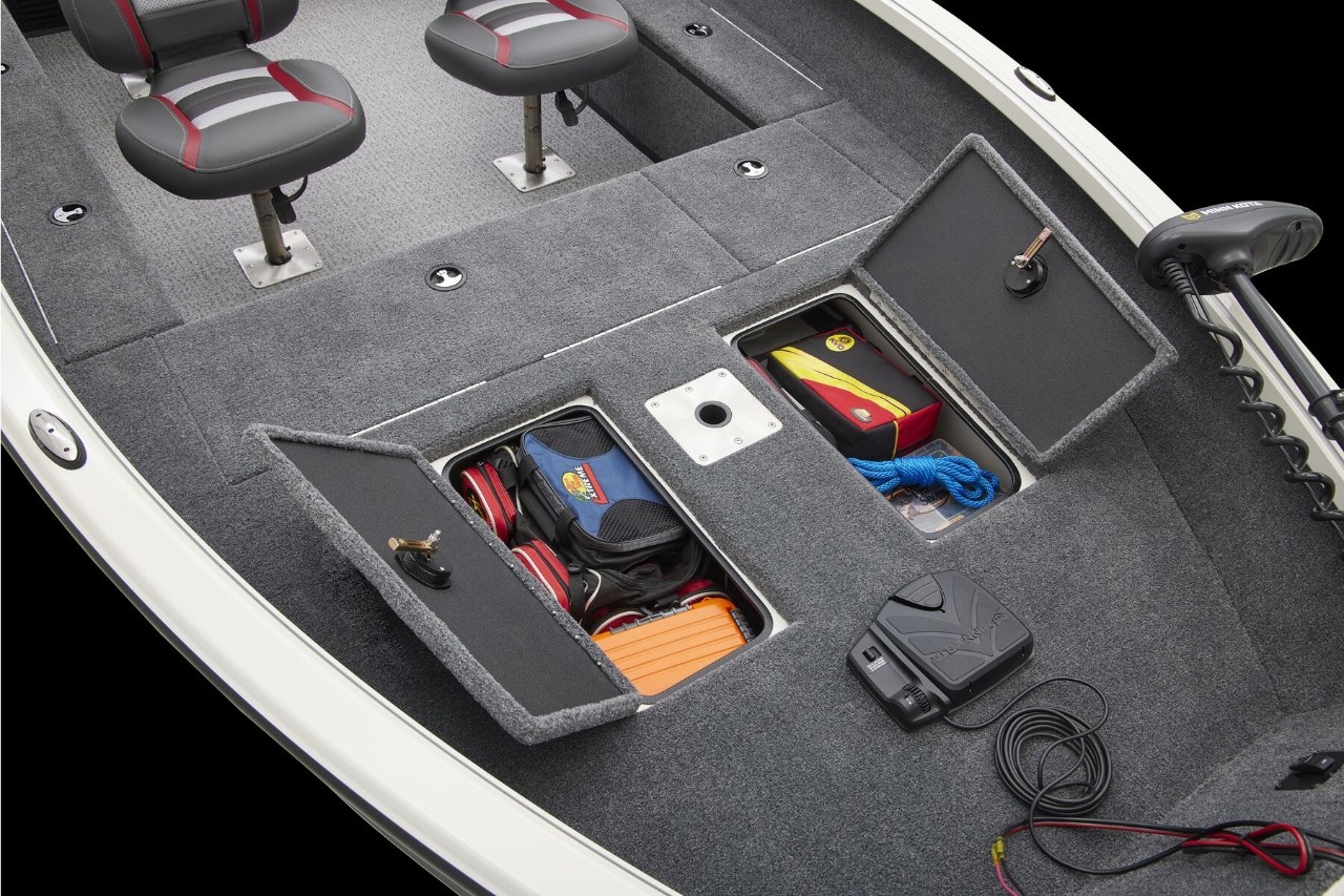 VS1665T - Ranger Aluminum Deep V Boat