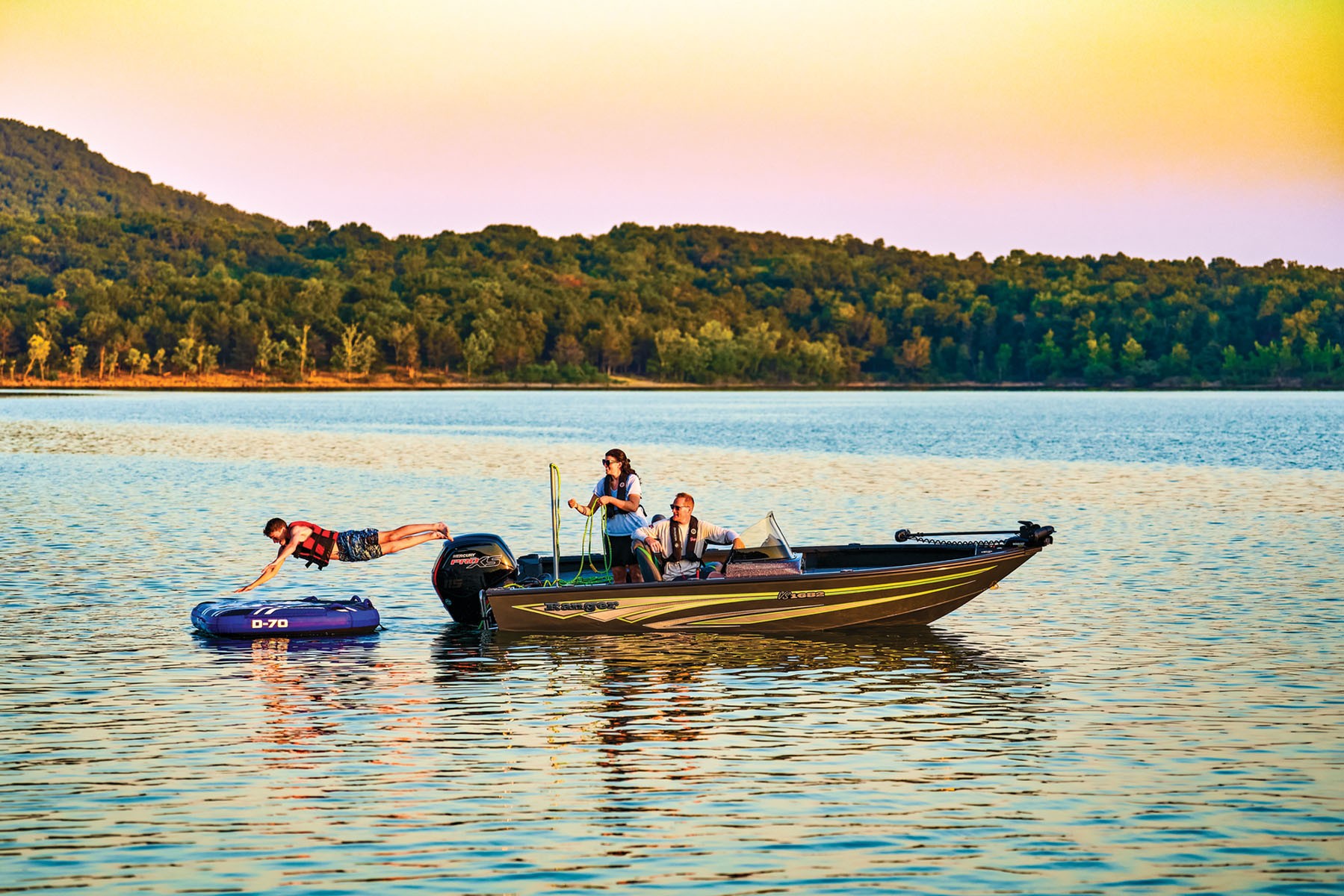 VS1682SC Reata - Ranger Aluminum Deep V Boat