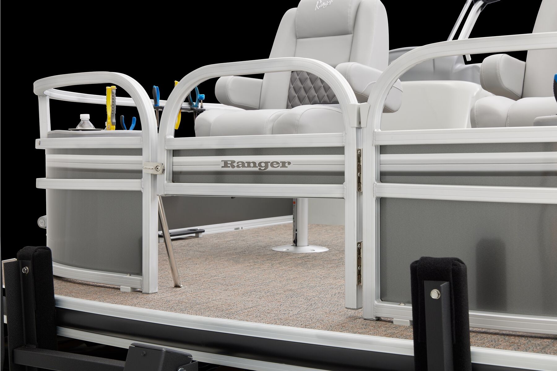 220F Fishing Pontoon - Ranger Reata Series