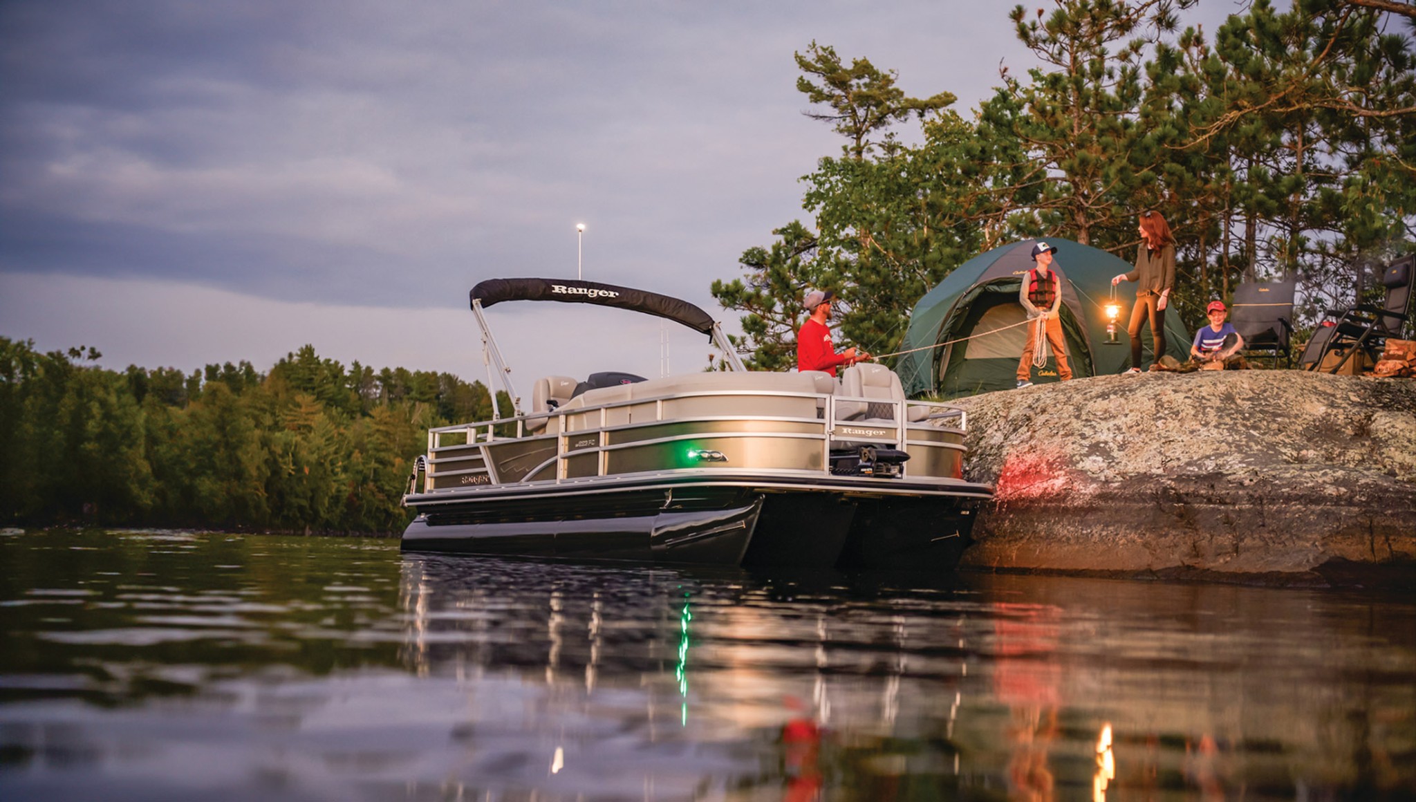 Ranger 223FC | Reata Series 24ft. 2in. Fish & Cruise Pontoon