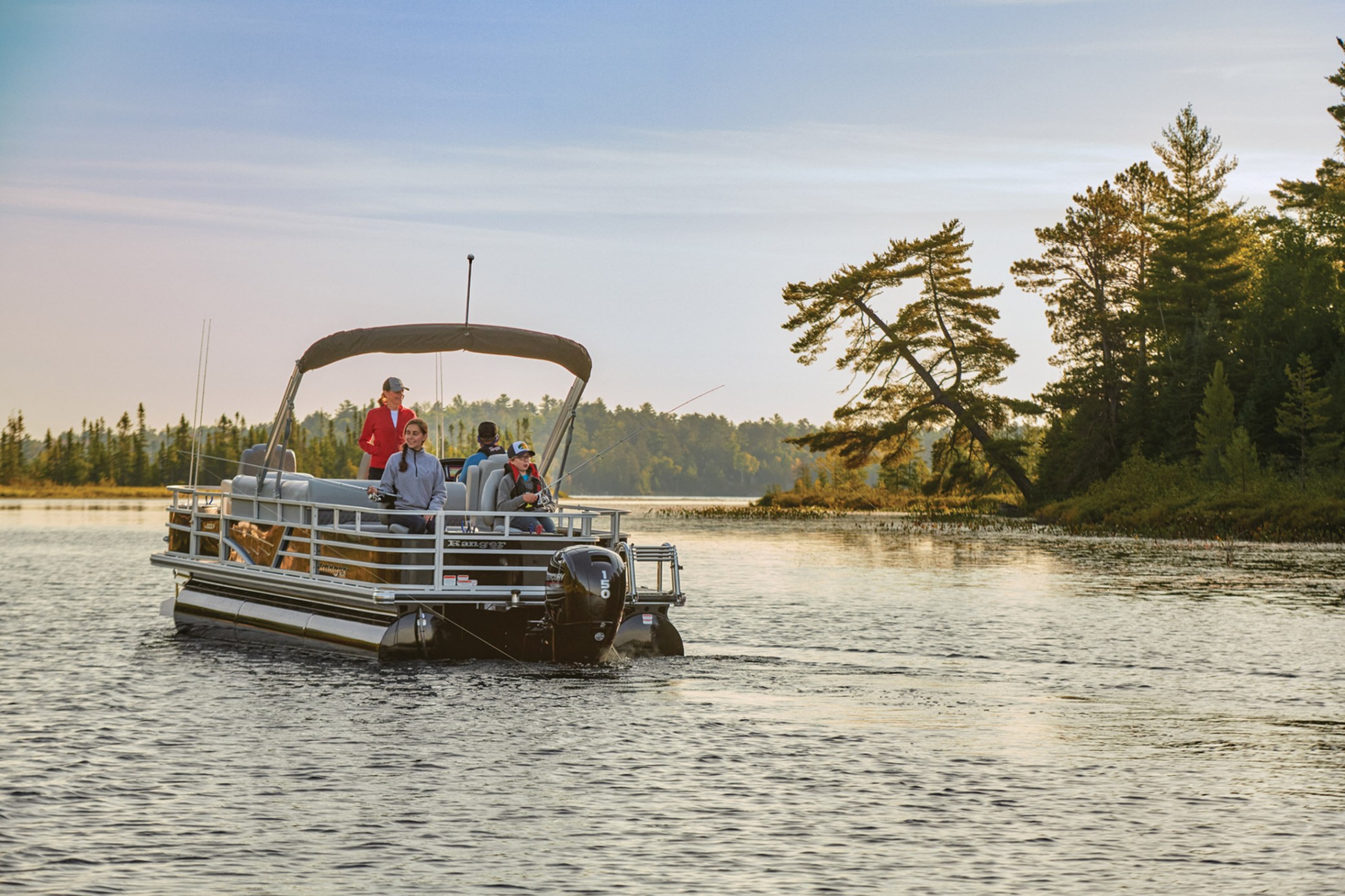 223F Fishing Pontoon - Ranger Reata Series