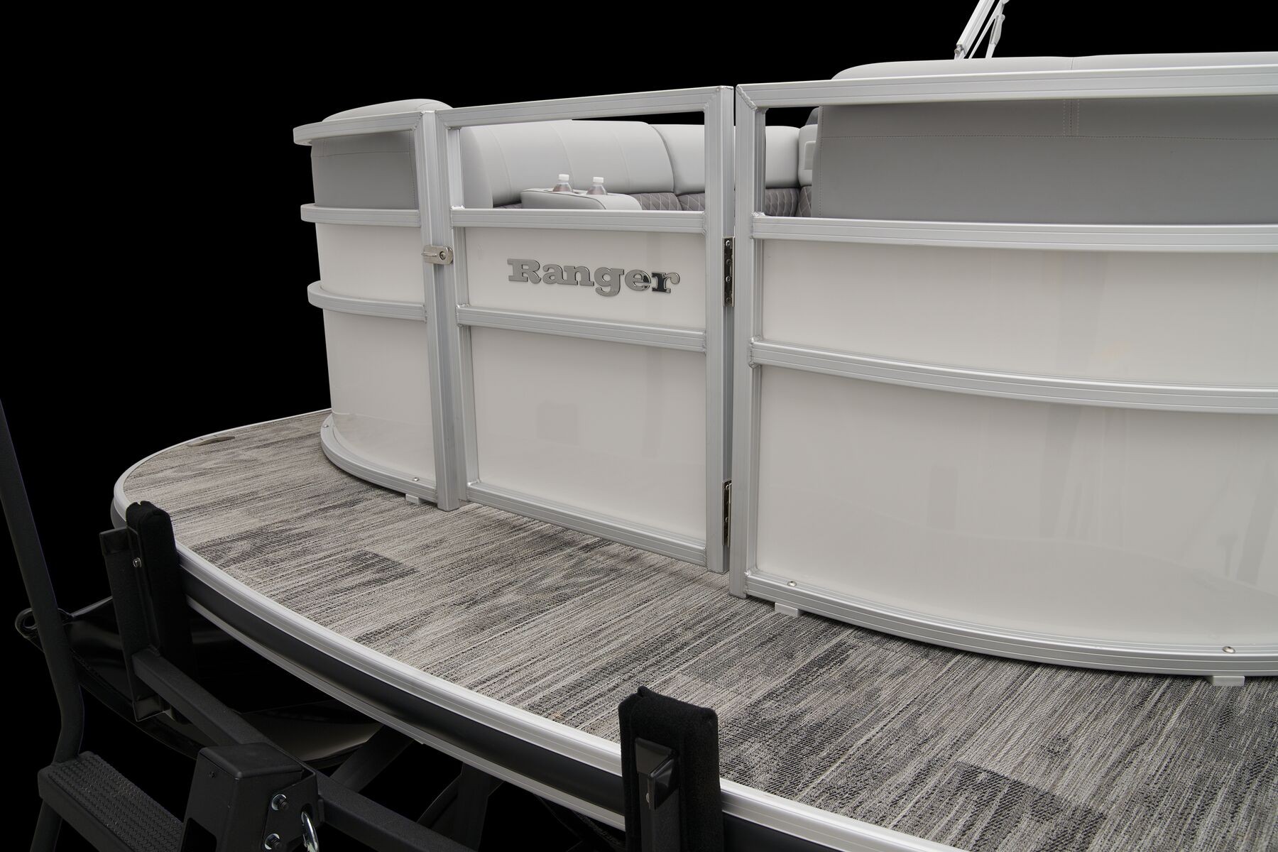 Ranger 243C | Reata Series 26ft. 2in. Cruise Pontoon