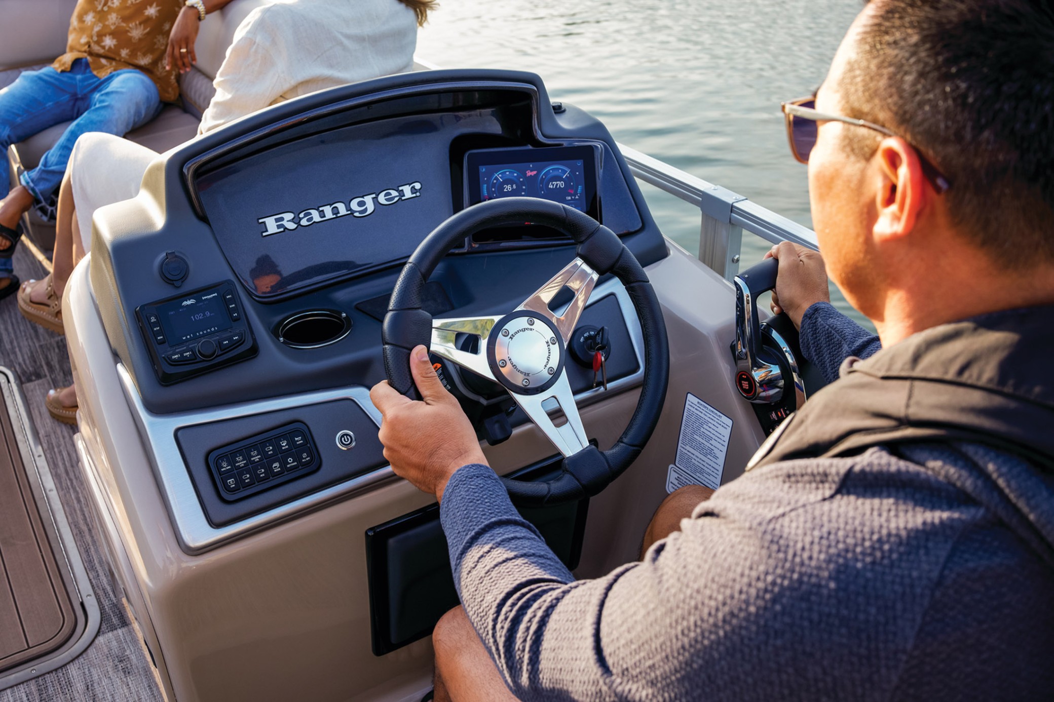 Ranger 243C | Reata Series 26ft. 2in. Cruise Pontoon