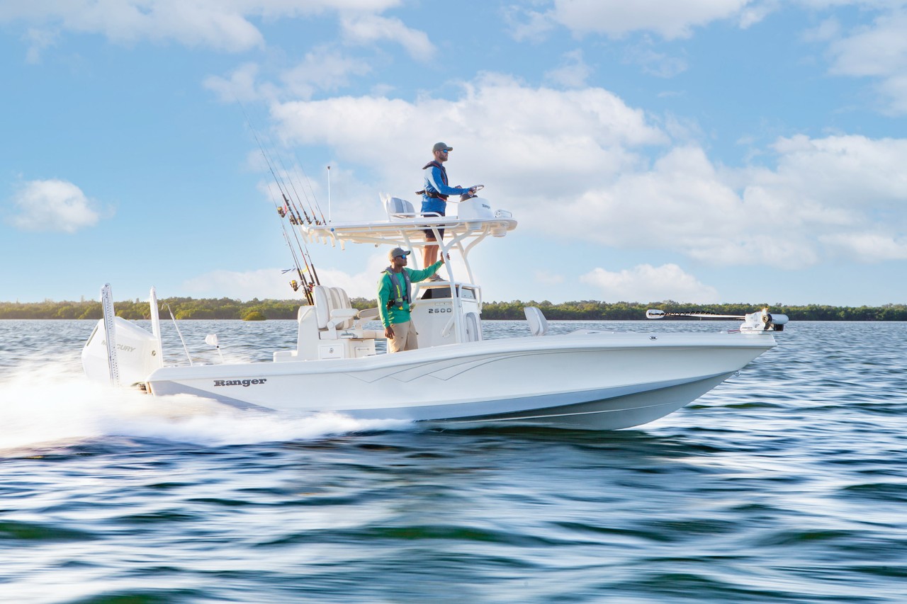 Ranger 2600 Bay | Bay Series 24ft. 9in. Inshore Boat
